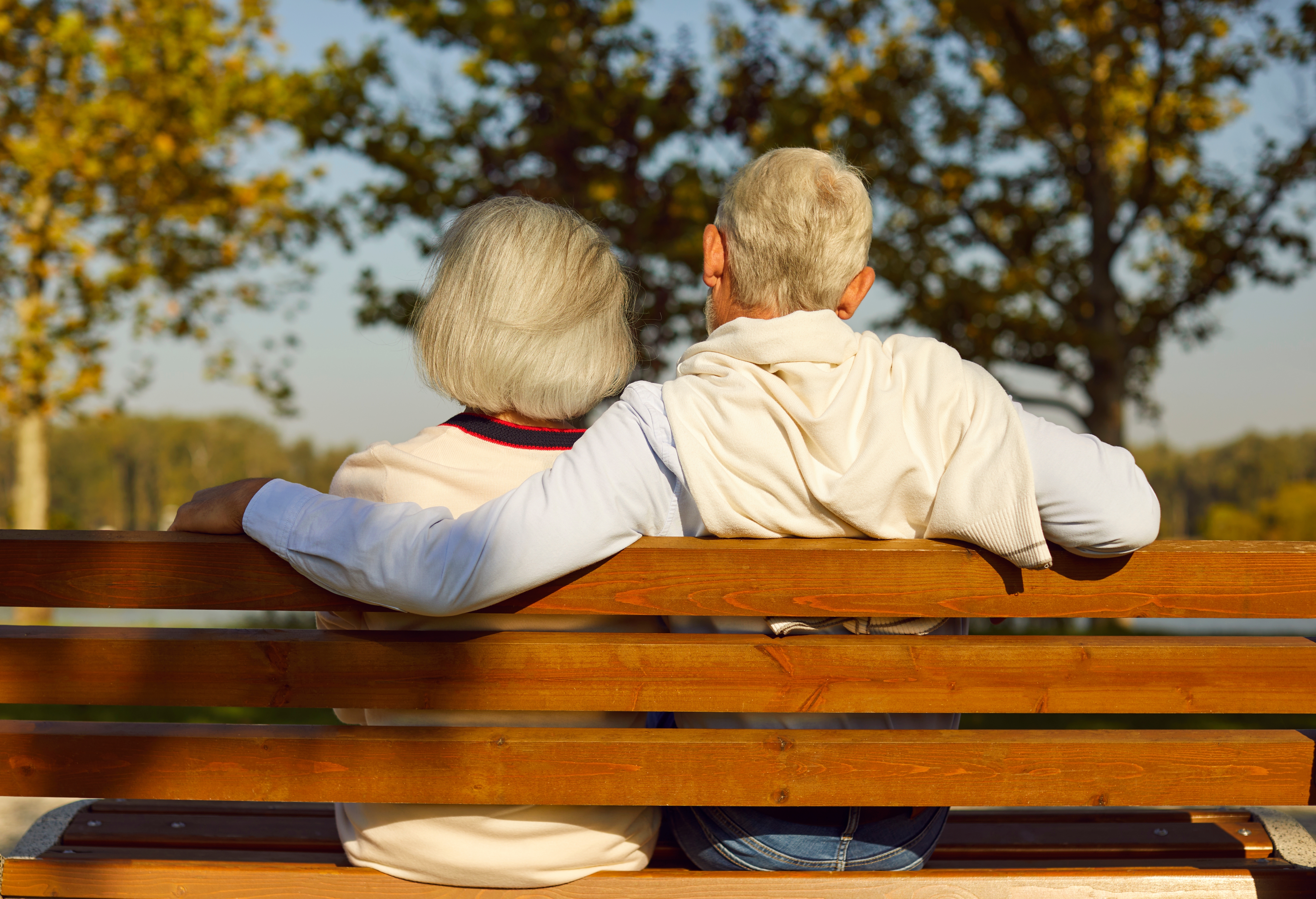 What VA Burial Benefits Can a Veteran's Spouse Receive?